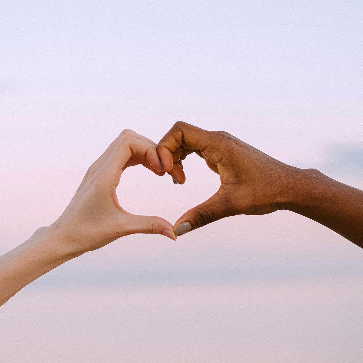 Shellac vs Gel vs BIAB vs Acrylic vs SNS: The Ultimate Guide